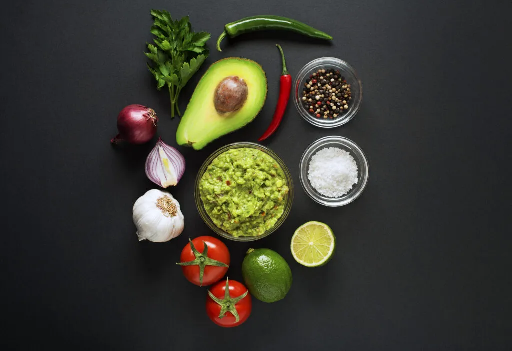 Salsa de aguacate vs Guacamole - ¿Cuál es la diferencia? - Solococinar